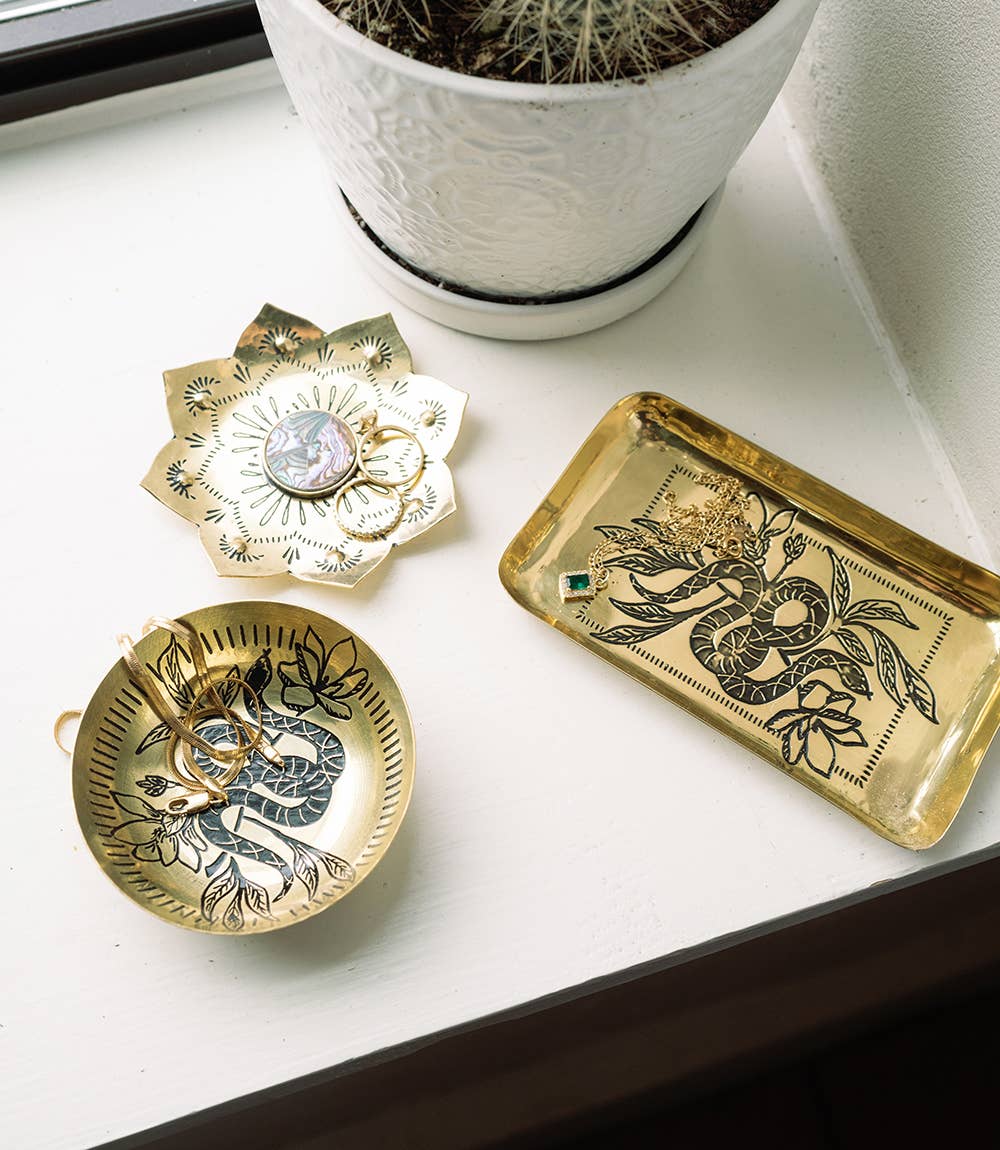 Snake Round Dish - Matr Boomie – Little Red Wagon Native Nursery